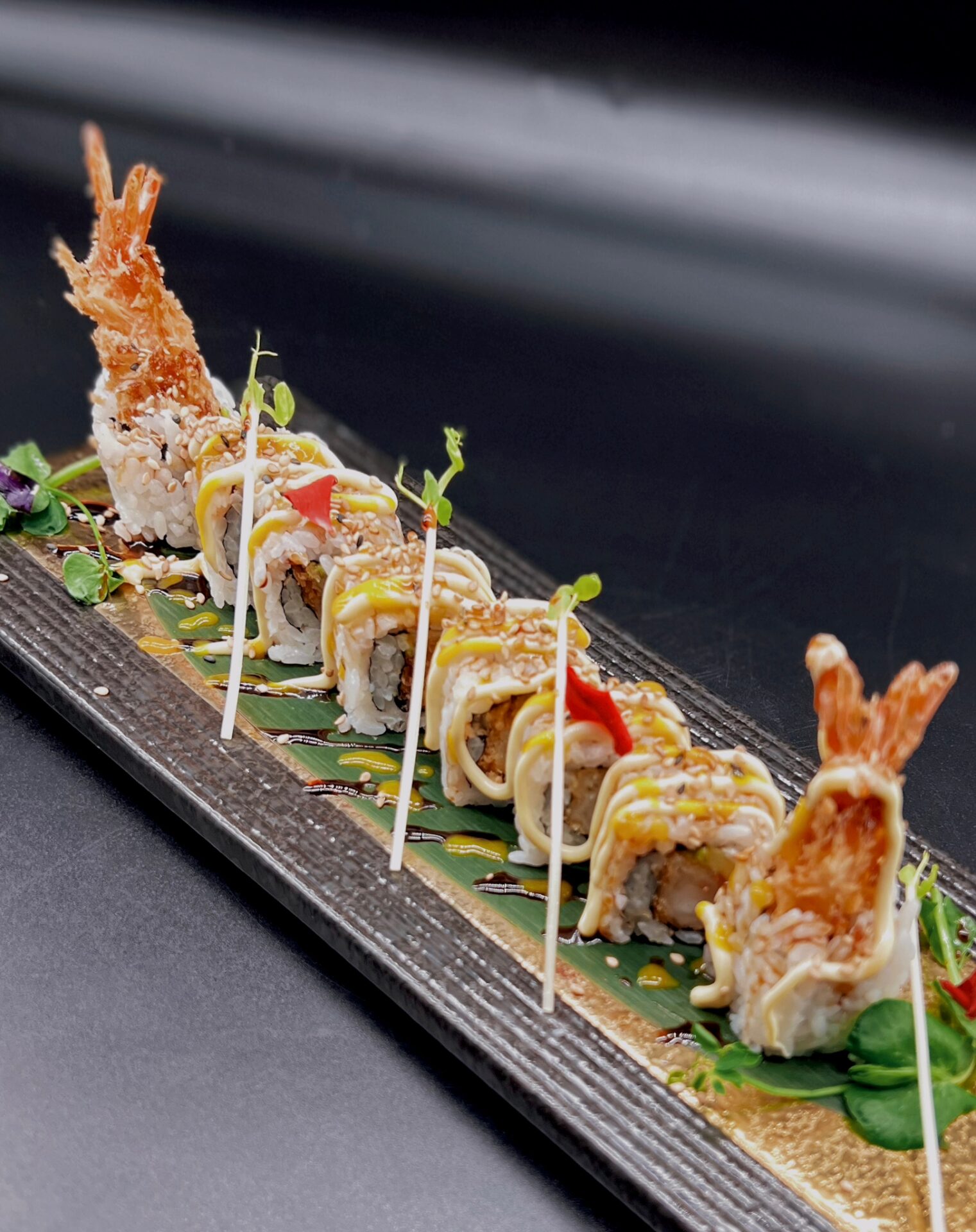 81. Sea garden Roll - Mizu